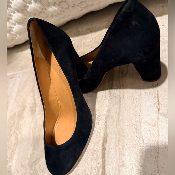 J. Crew | Shoes | Black Suede J Crew Block Heel Pumps Sz 8 | Poshmark